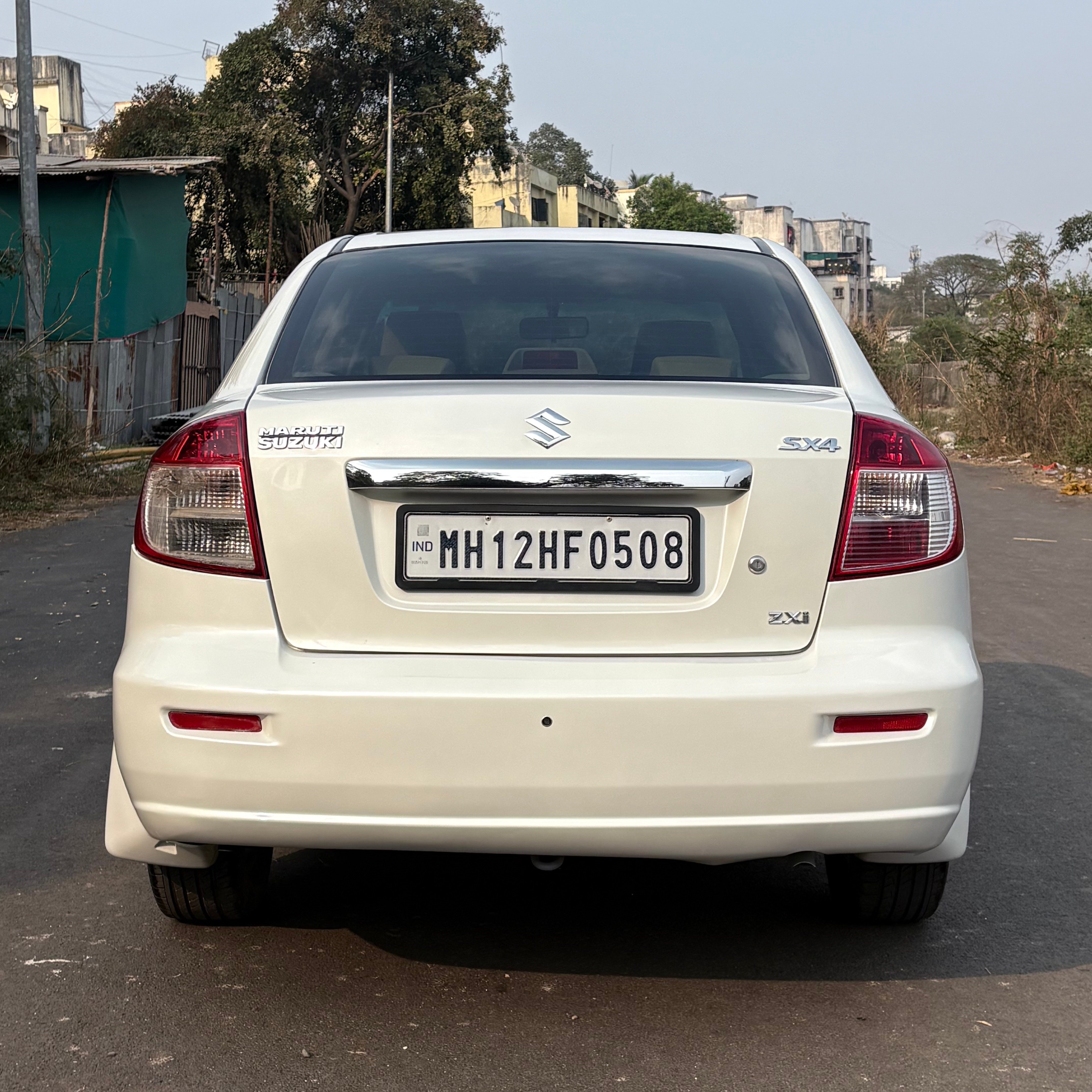 Buy Used Maruti SX4 ZXI MT BSIV of 2011 model @ 2,35,000 INR in Pune ...