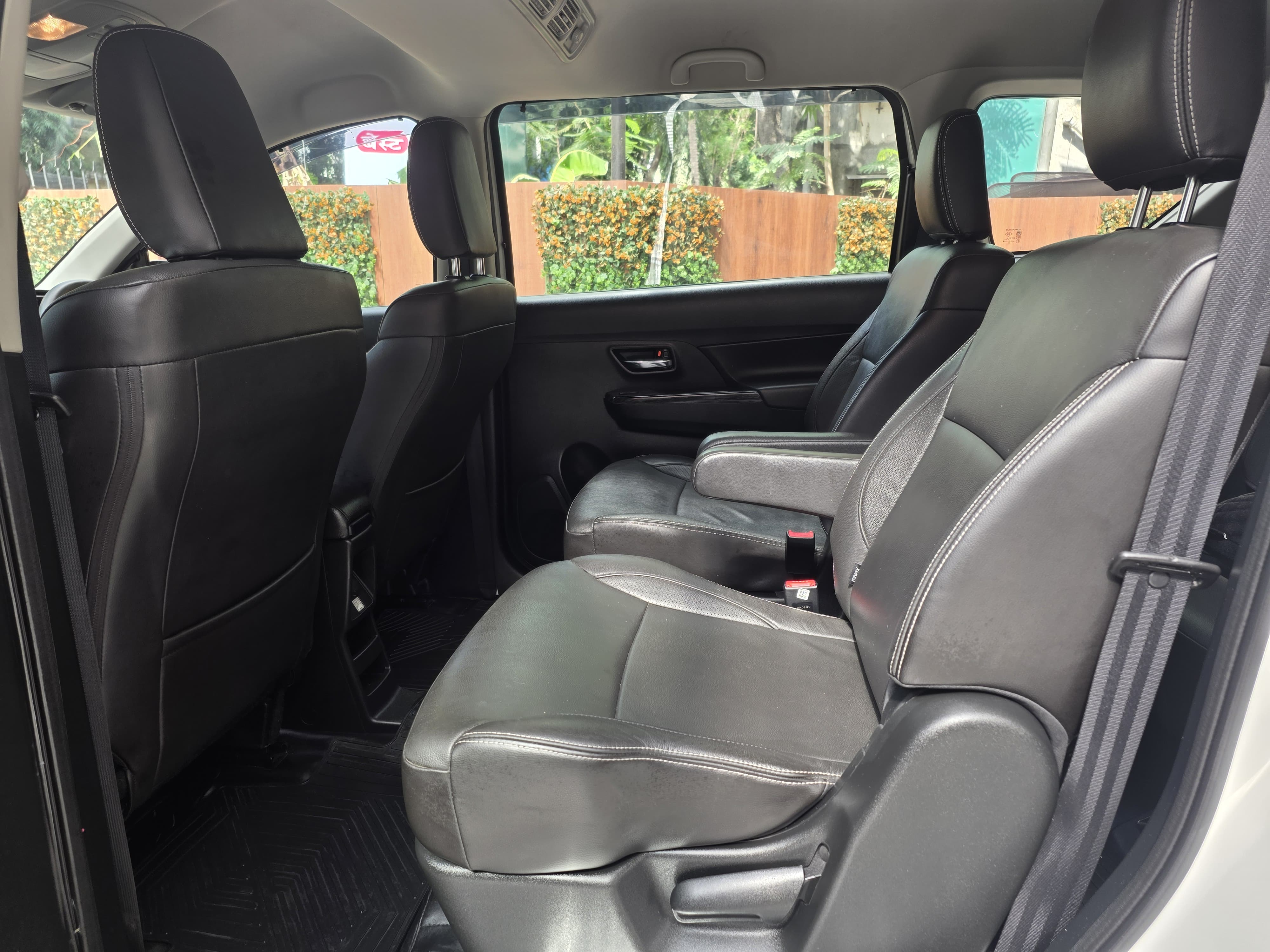 Buy Used Maruti XL6 Alpha AT of 2021 model @ 10,49,999 INR in Mumbai ...