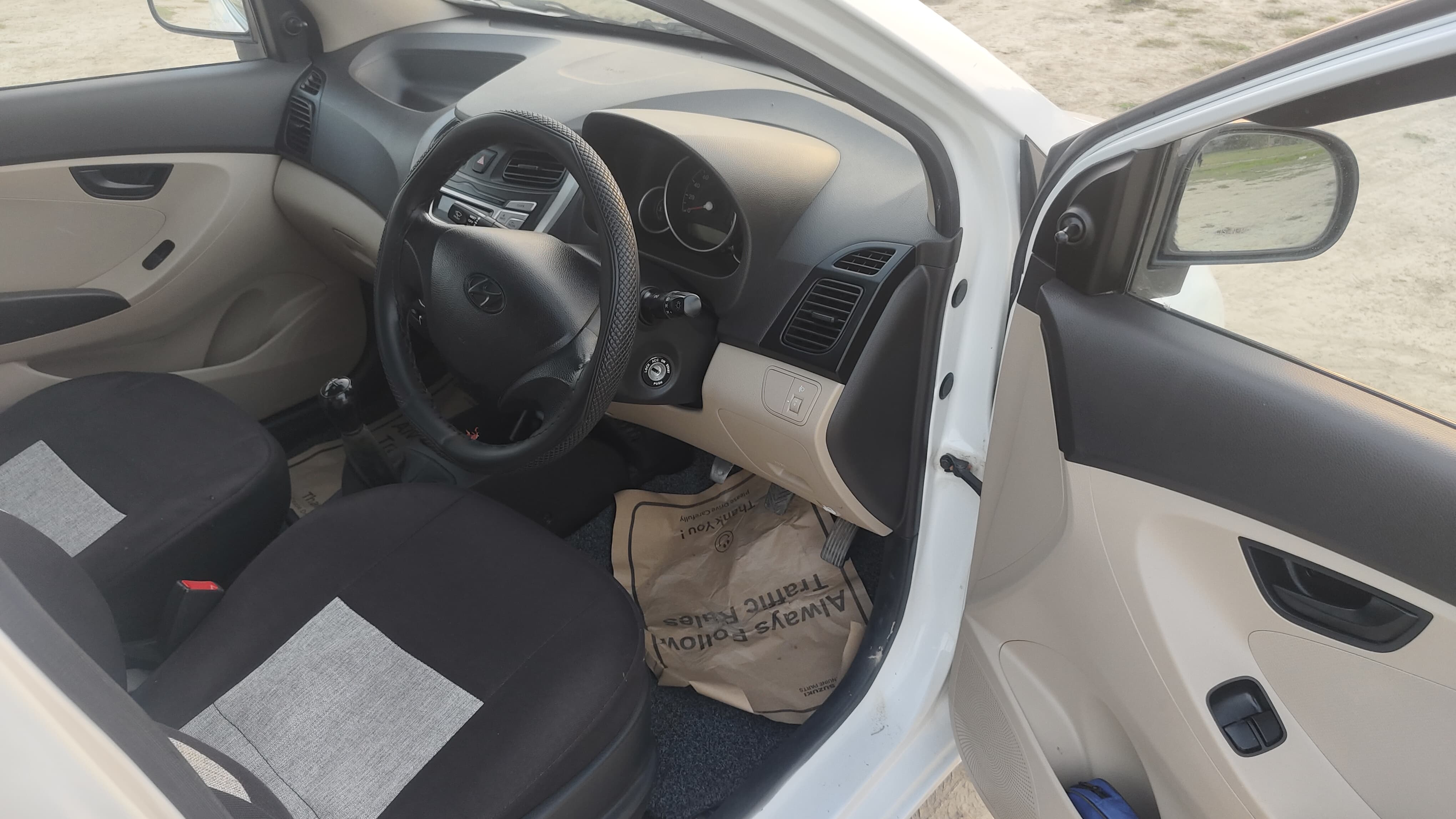 Buy Used Hyundai EON Magna Optional of 2015 model @ 2,30,000 INR in ...