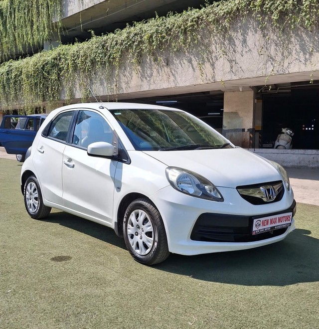 Used 2012 Honda Brio 1198 cc Petrol Manual Car in Mumbai at ₹2.25 Lakh - CarDekho