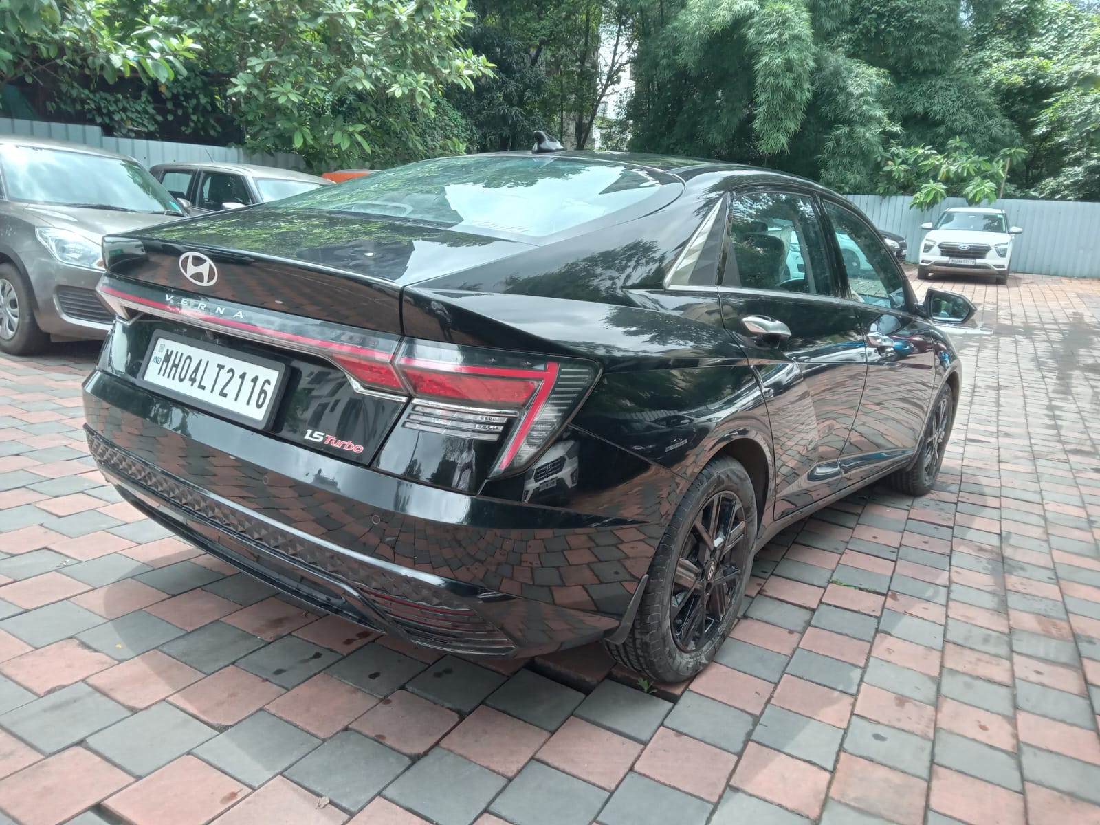 Buy Used Hyundai Verna SX Opt Turbo DCT of 2023 model @ 13,25,000 INR ...
