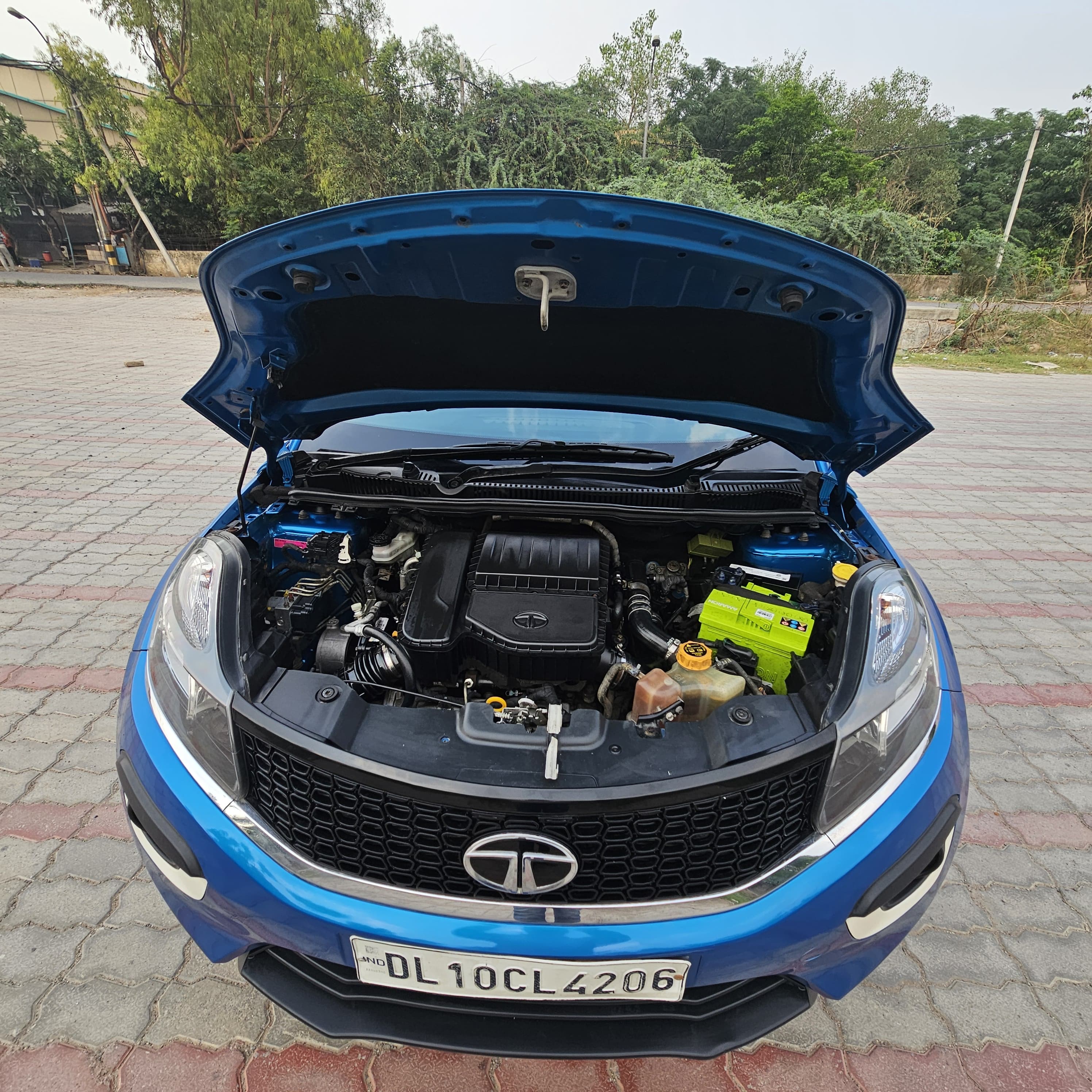 Buy Used Tata Nexon 1.5 Revotorq XMA of 2018 model @ 4,50,000 INR in ...
