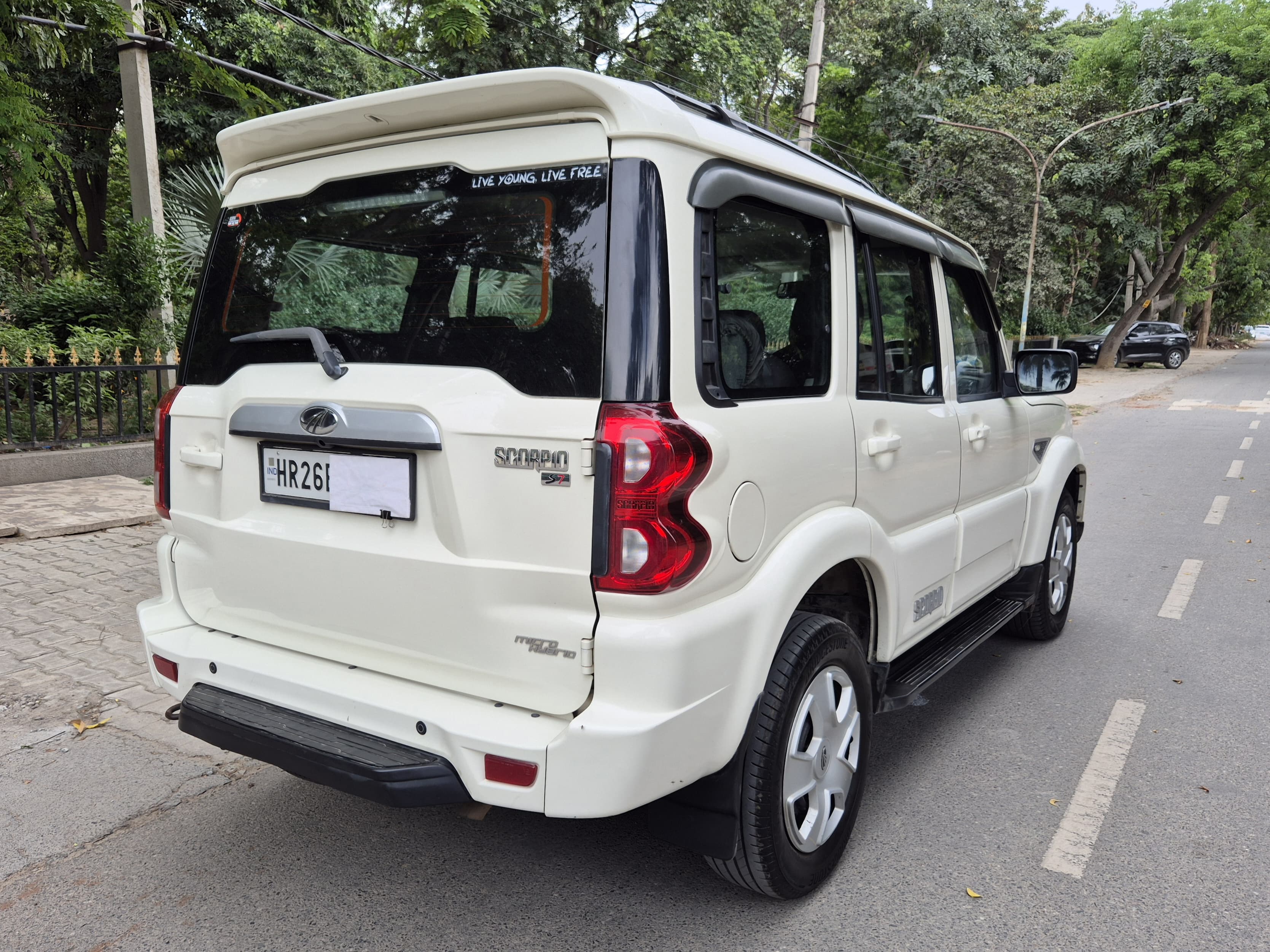 Buy Used Mahindra Scorpio S7 of 2021 model @ 11,45,000 INR in Gurgaon ...