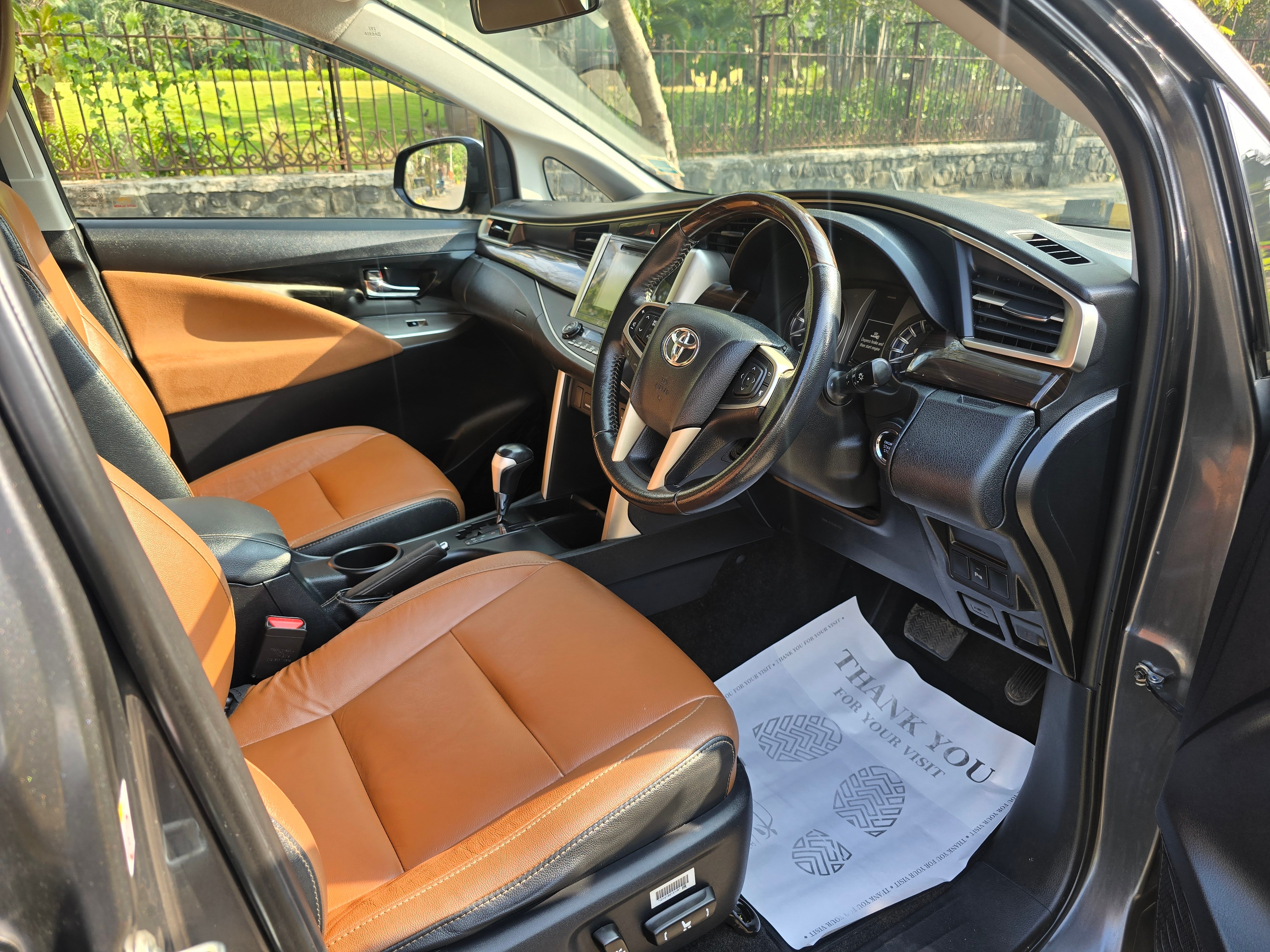 Buy Used Toyota Innova Crysta 2.8 ZX AT BSIV of 2018 model @ 19,95,000 ...