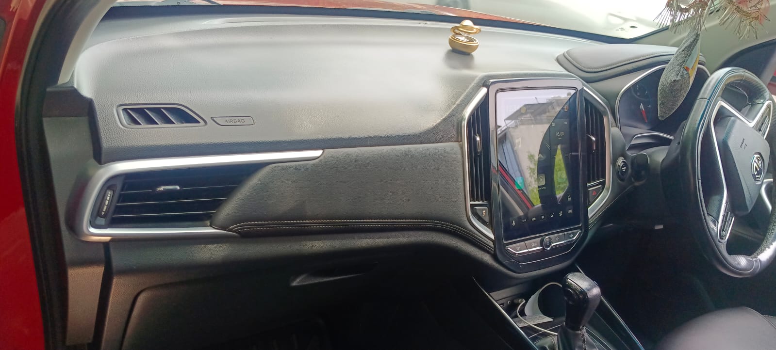 Buy Used MG Hector Plus Sharp DCT of 2020 model @ 8,50,000 INR in Delhi ...
