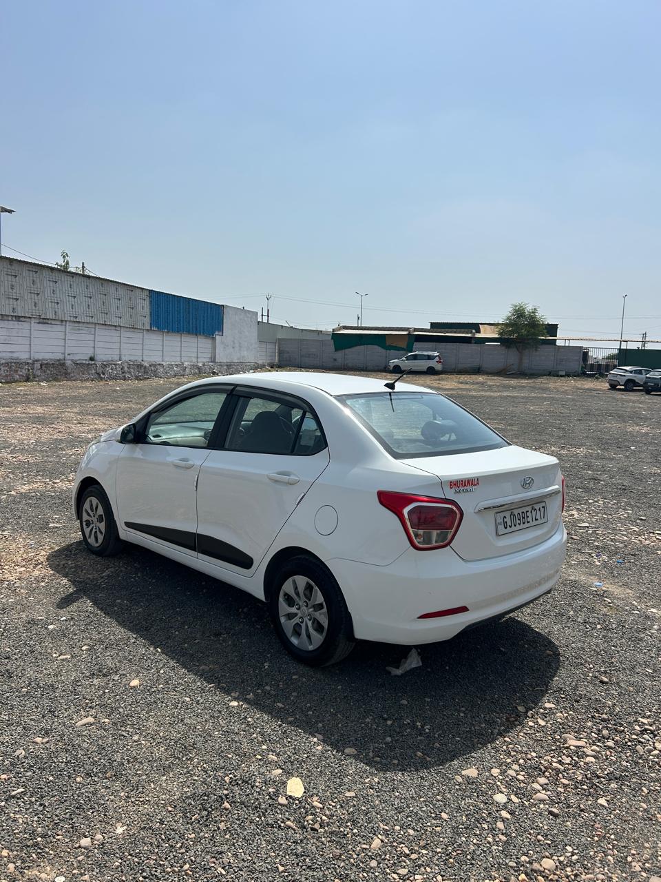 Buy Used Hyundai Xcent VTVT Plus ABS of 2016 model @ 3,50,000 INR in ...