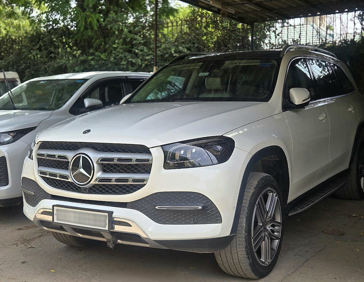 Buy Used Mercedes-Benz GLS 450 4MATIC BSVI of 2021 model @ 78,00,000 ...