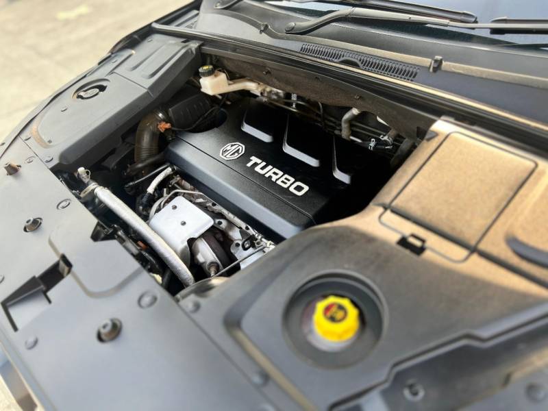 Buy Used MG Hector Savvy Pro CVT 2023-2025 of 2023 model @ 17,50,000 ...