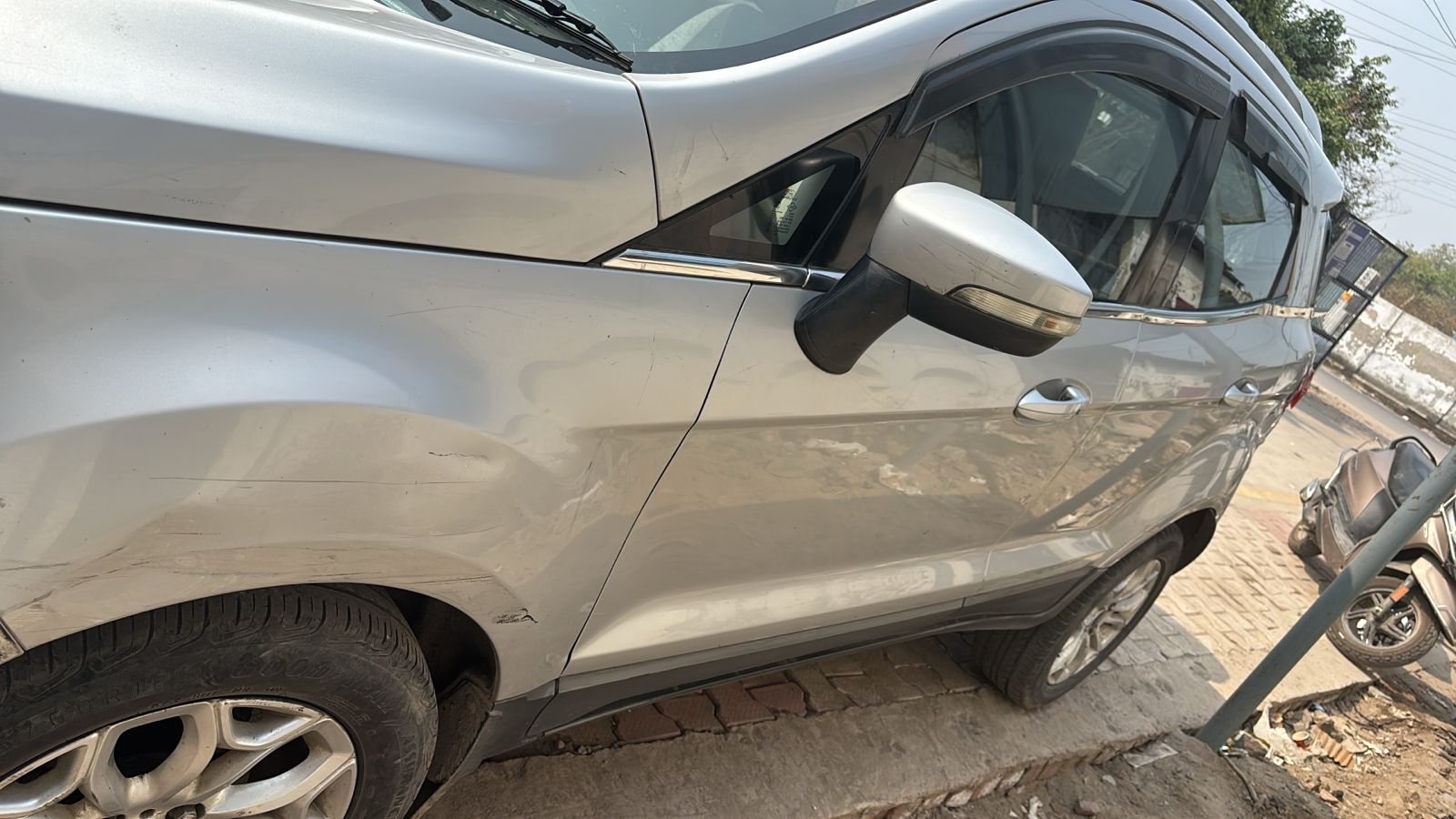 Buy Used Ford Figo 1.2P Sports Edition MT of 2016 model @ 4,00,000 INR ...