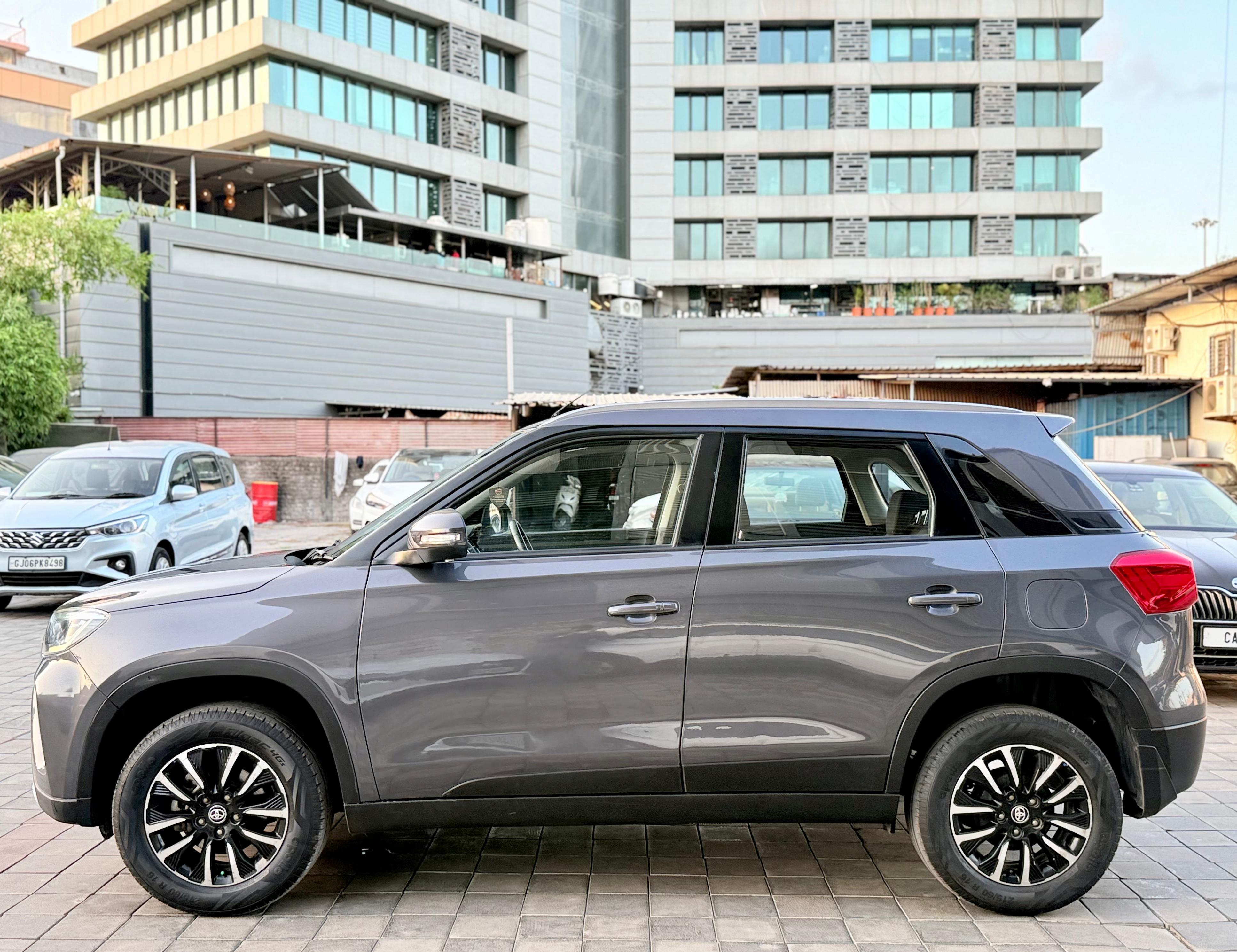 Buy Used Toyota Urban cruiser Premium of 2022 model @ 7,75,000 INR in ...