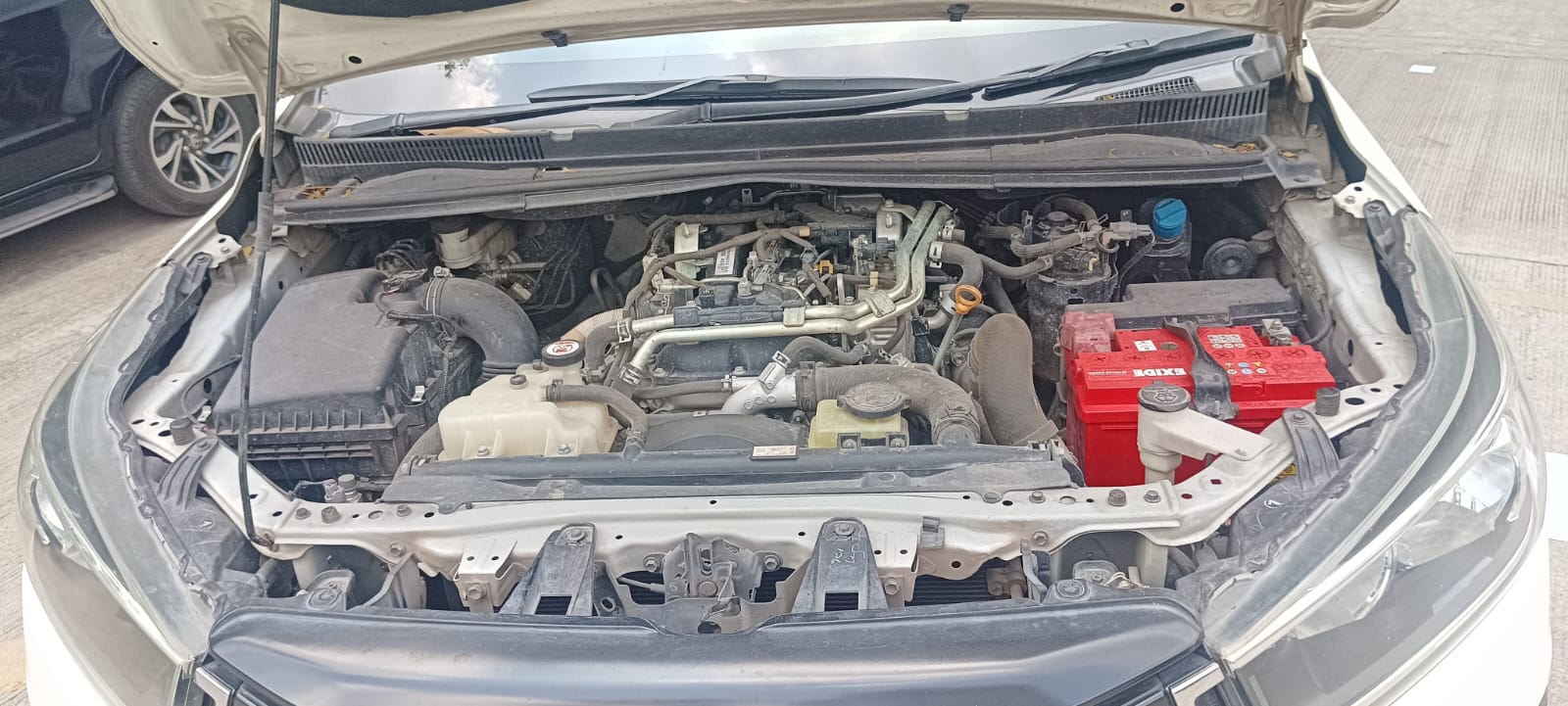 Buy Used Toyota Innova Crysta 2.4 GX 8 STR AT of 2021 model @ 22,50,000 ...