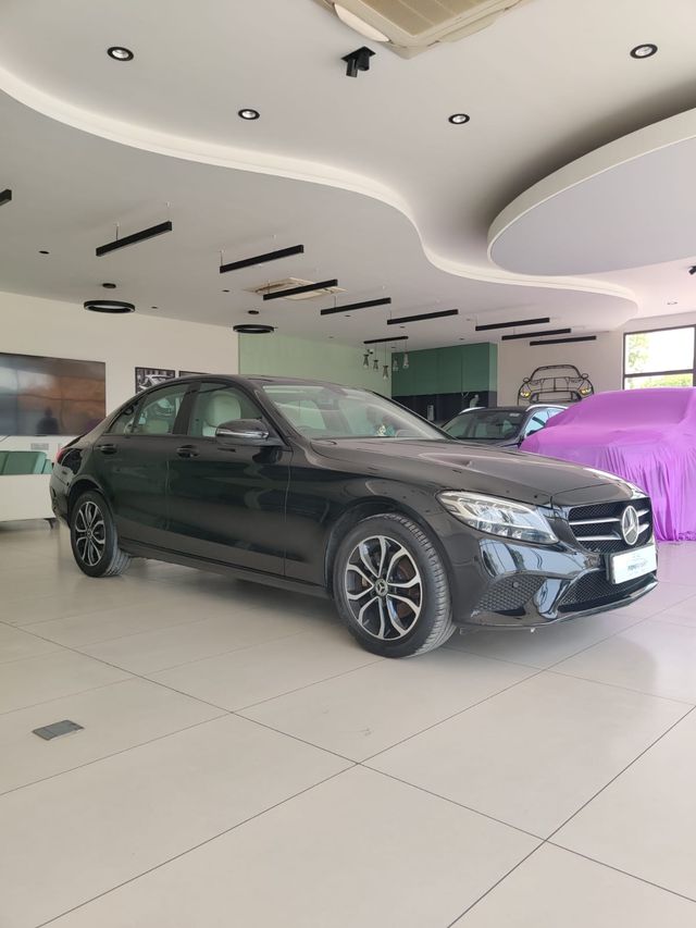 Used 2022 Mercedes-Benz C-Class 1993 cc Diesel Automatic Car in ...