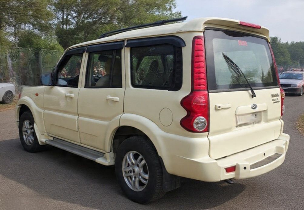 Buy Used Mahindra Scorpio VLX 2WD 7S BSIV of 2012 model @ 4,95,000 INR ...