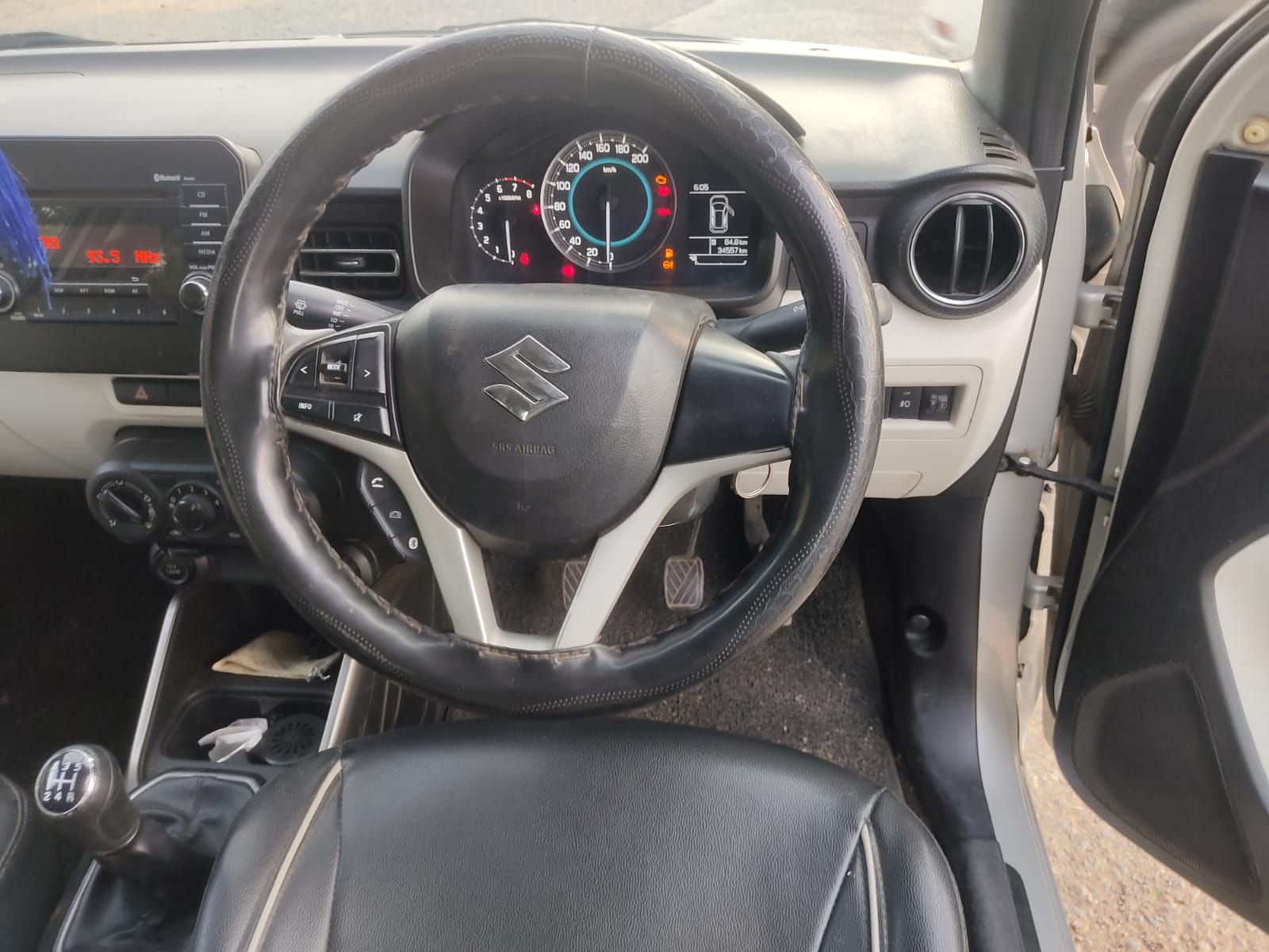 Buy Used Maruti Ignis 1.2 Delta BSIV of 2017 model @ 3,90,000 INR in ...