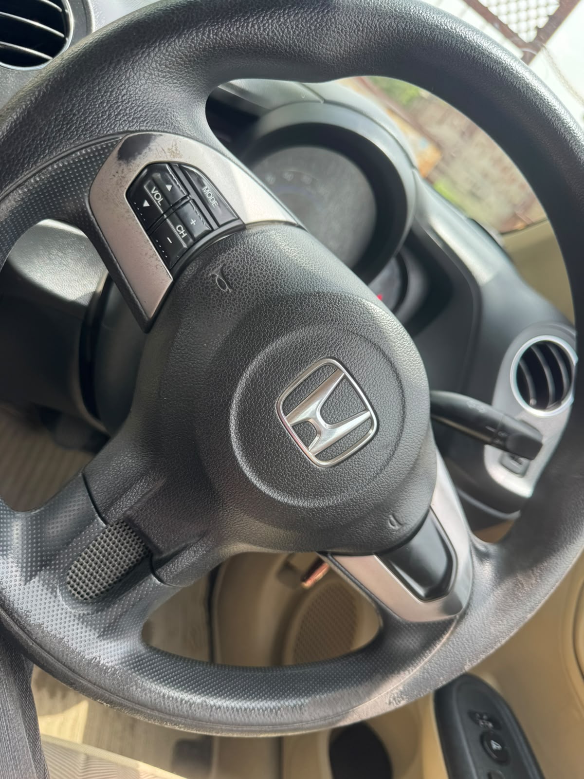 Buy Used Honda Brio S MT of 2015 model @ 2,50,000 INR in Jaipur ...