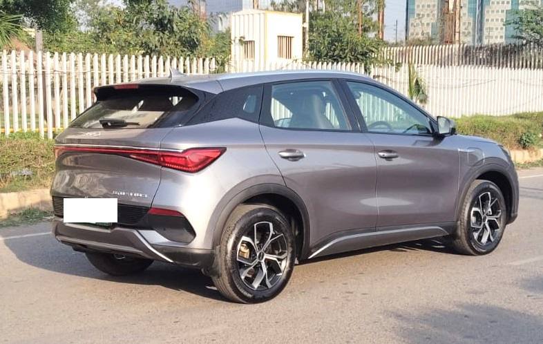 Buy Used BYD Atto 3 Dynamic of 2025 model @ 21,95,000 INR in Delhi ...