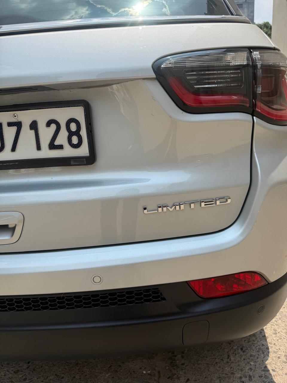 Buy Used Jeep Compass 2.0 Limited 4X4 Opt Diesel AT BSVI of 2021 model ...