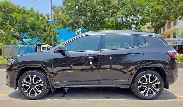 Buy Used Jeep Compass 1.4 Model S Opt AT of 2021 model @ 13,75,000 INR ...
