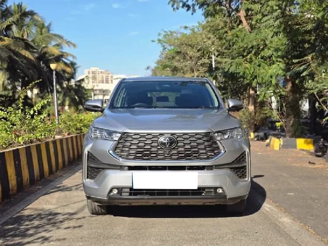 Used 2024 Toyota Innova Hycross 1987 cc Petrol Automatic Car in Mumbai ...