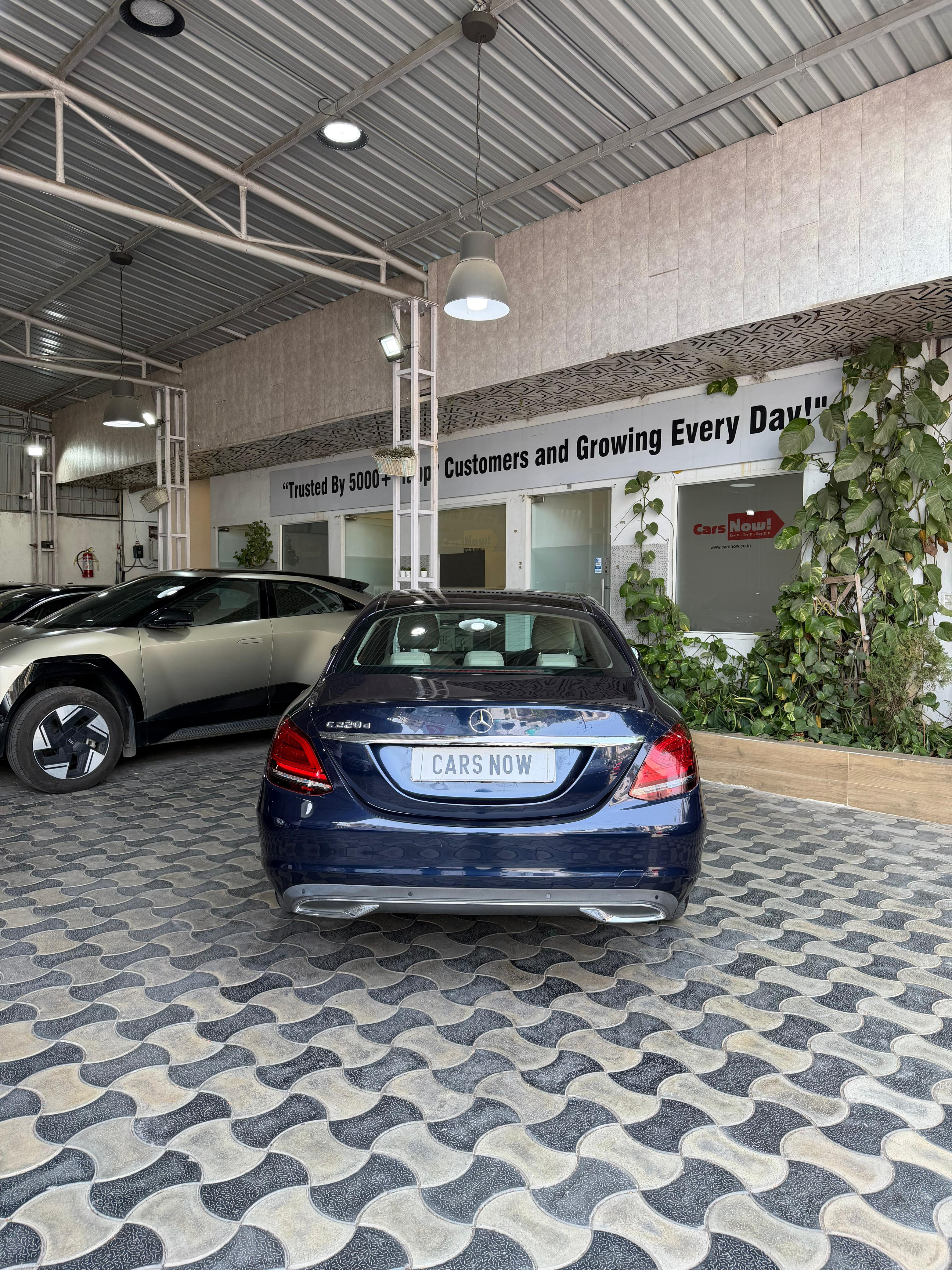 Buy Used Mercedes-Benz C-Class Prime C 220d of 2019 model @ 24,90,000 ...