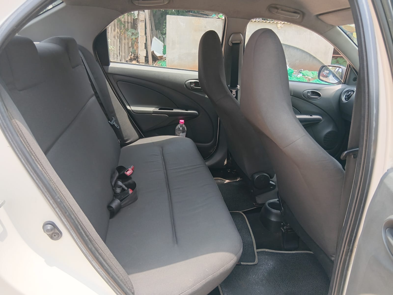 Buy Used Toyota Etios VX of 2012 model @ 3,50,000 INR in Bangalore ...