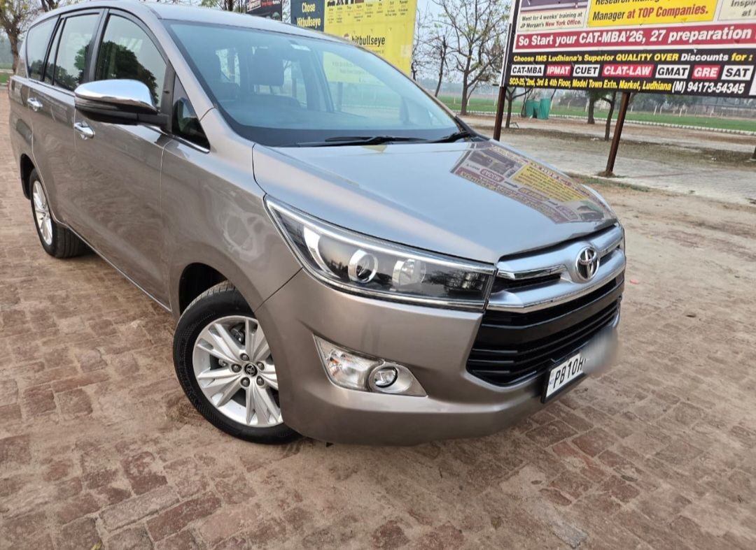 Buy Used Toyota Innova Crysta 2.4 ZX 7 STR AT of 2020 model @ 20,50,000 ...