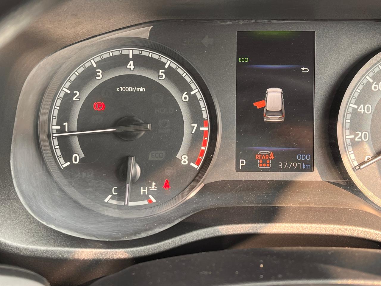 Buy Used Toyota Innova Hycross GX Optional 7STR of 2025 model @ 21 ...