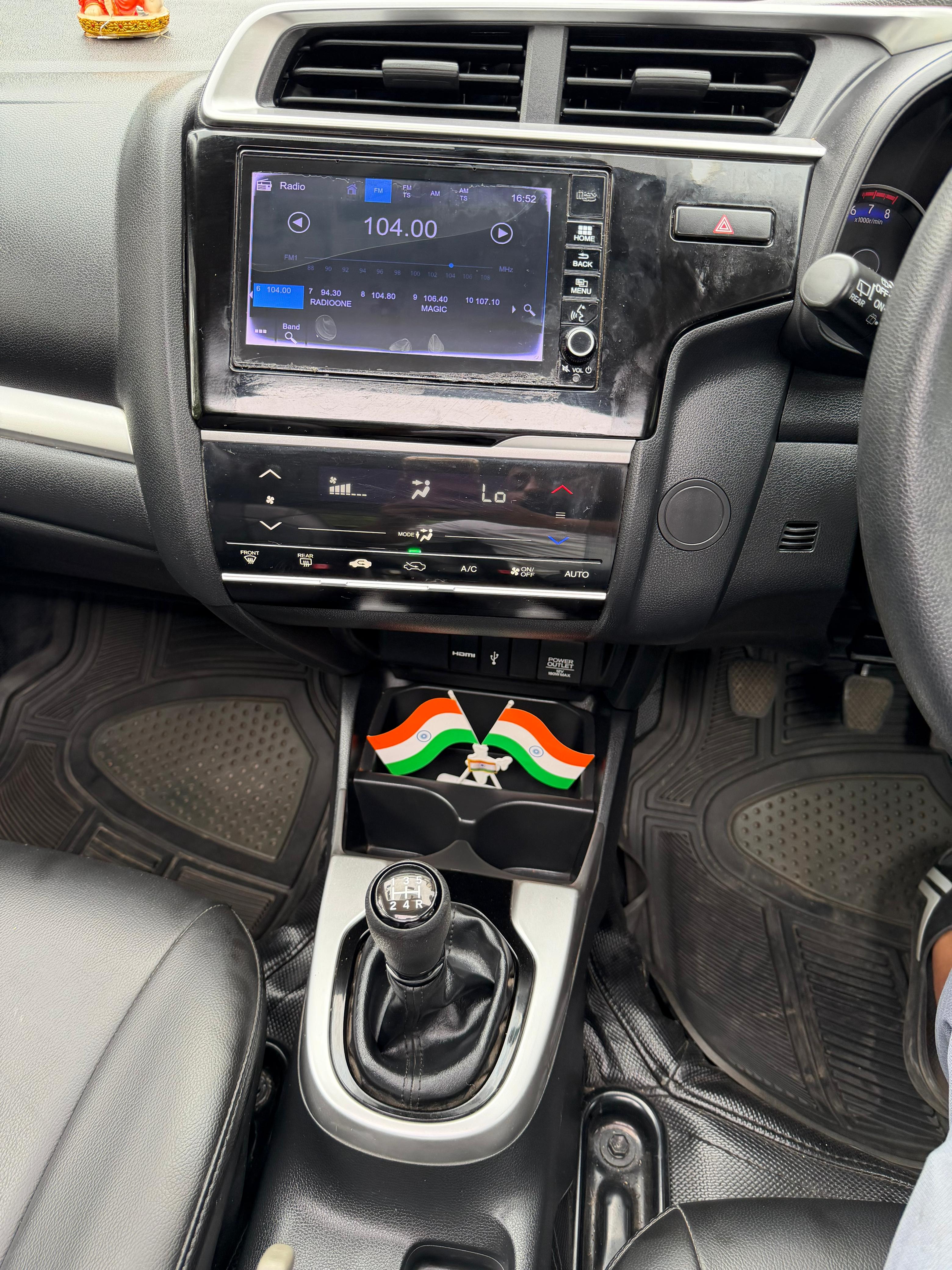 Buy Used Honda WR-V i-VTEC VX of 2017 model @ 5,75,000 INR in Thane ...