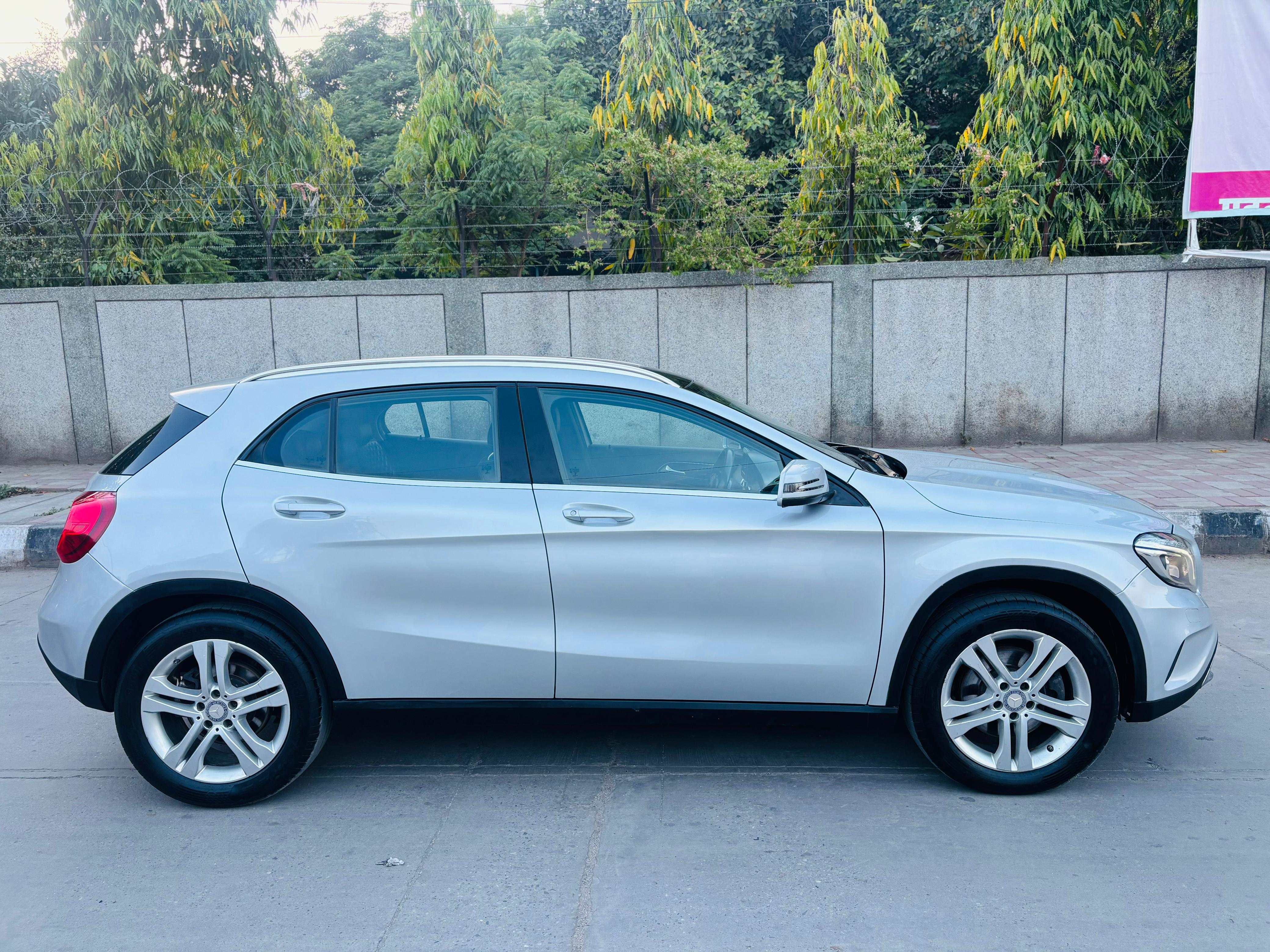 Buy Used Mercedes-Benz GLA Class 200 of 2016 model @ 10,75,000 INR in ...