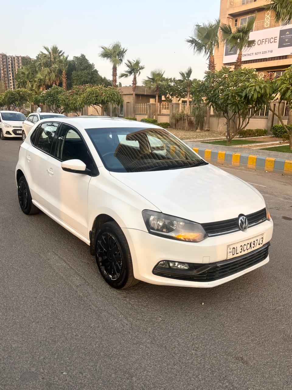 Buy Used Volkswagen Polo 1.2 MPI Comfortline of 2016 model @ 2,85,000 ...
