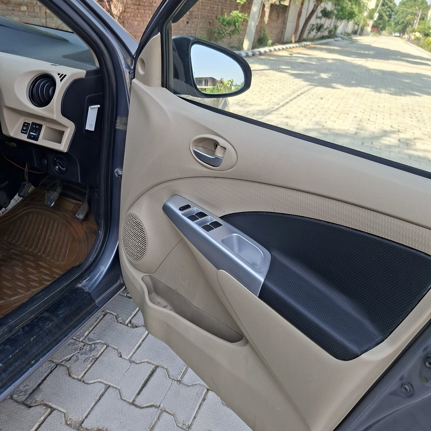 Buy Used Toyota Etios 1.4 VD of 2018 model @ 5,50,000 INR in Ludhiana ...