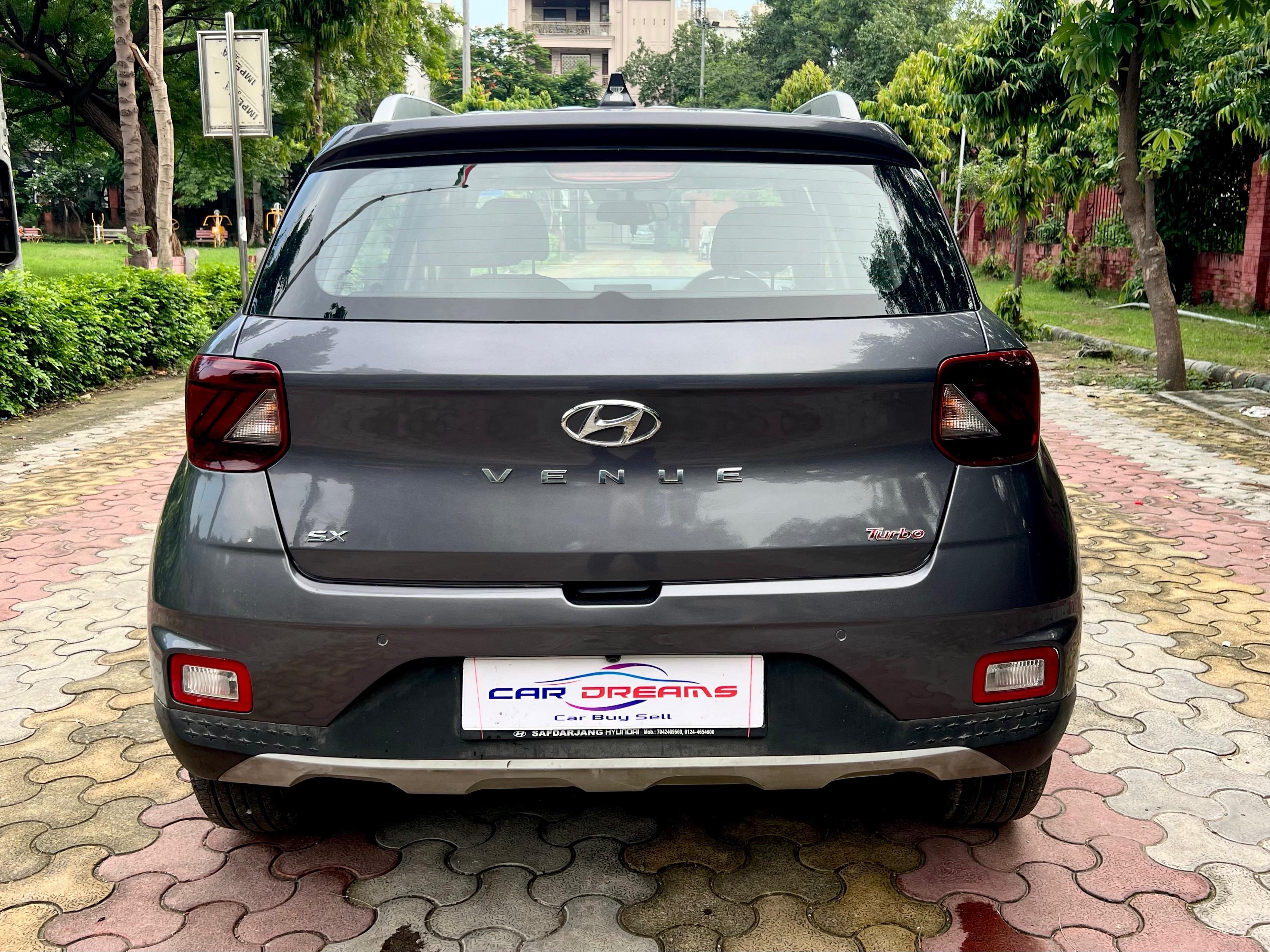 Buy Used Hyundai Venue SX Plus Turbo DCT of 2020 model @ 7,50,000 INR ...