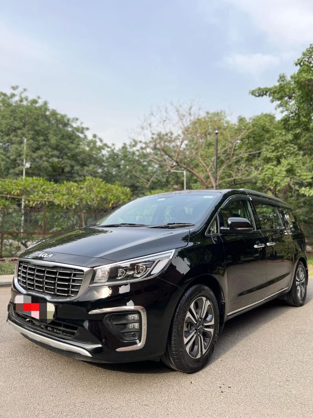 Used 2023 Kia Carnival 2199 cc Diesel Automatic Car in New Delhi at ₹24 ...