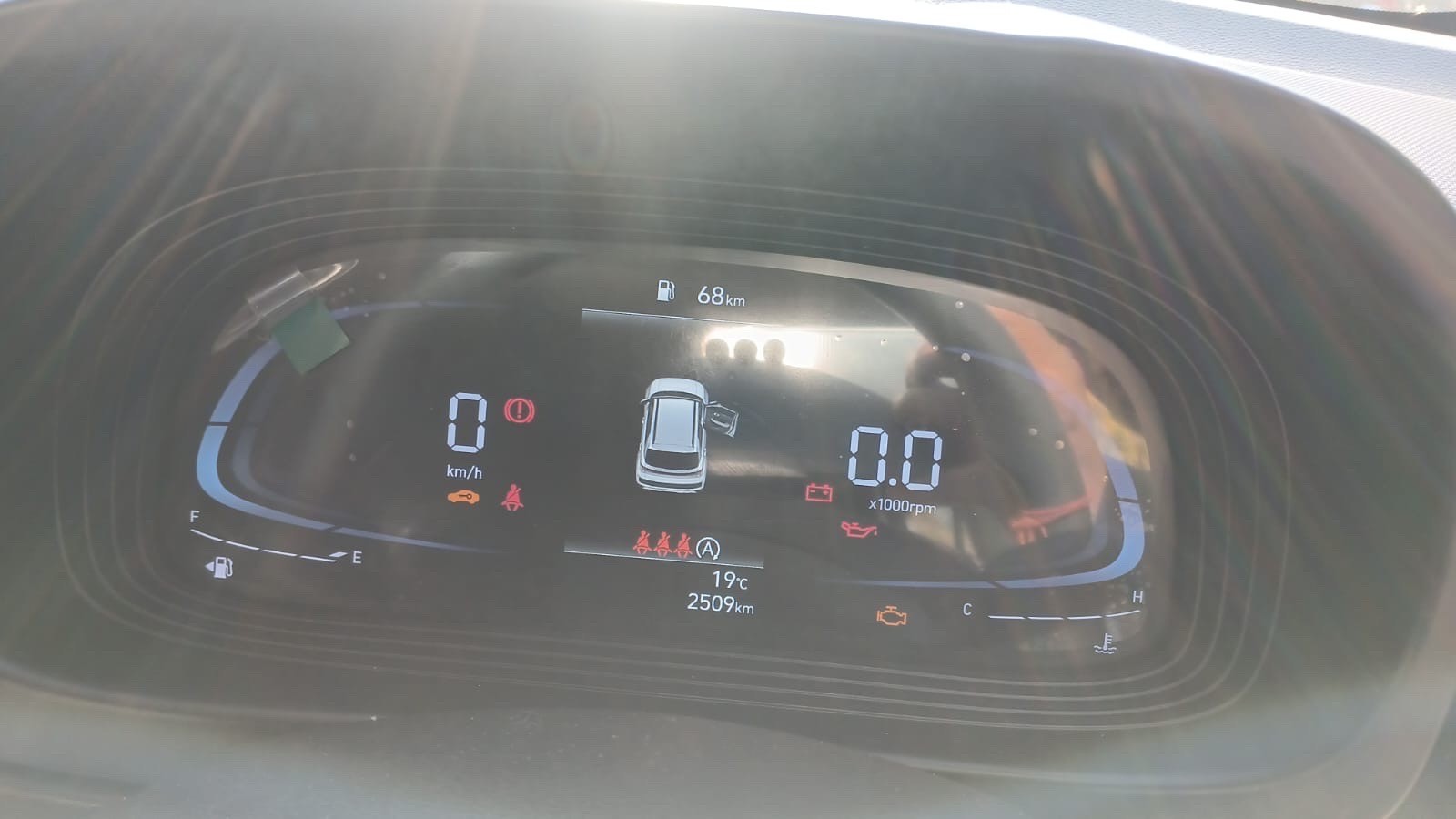 Buy Used Hyundai Venue S Opt of 2025 model @ 9,35,000 INR in Dehradun ...