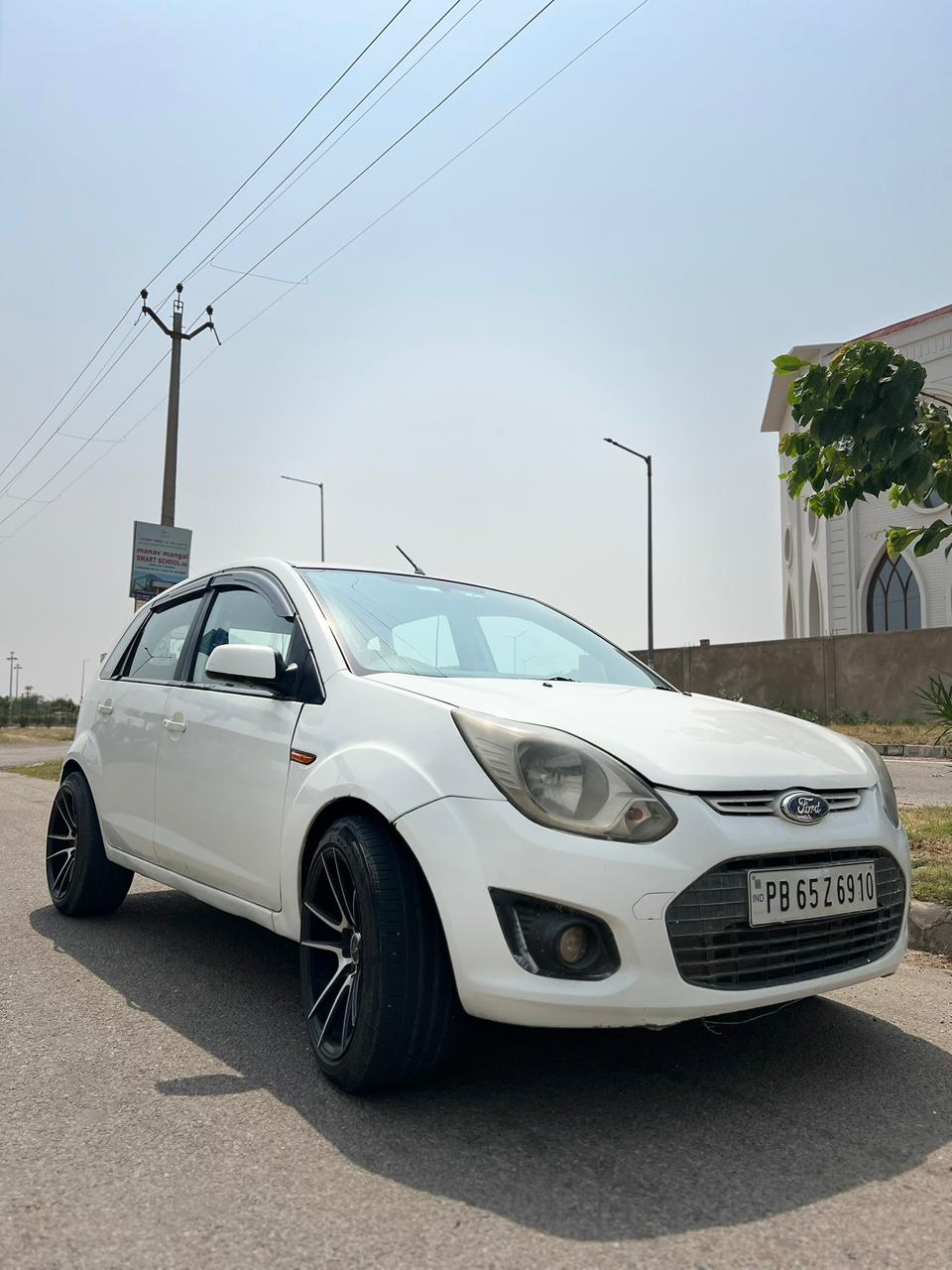 Buy Used Ford Figo Diesel EXI of 2013 model @ 2,25,000 INR in Mohali ...