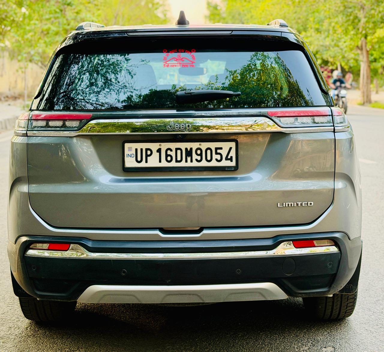 Buy Used Jeep Meridian Limited Opt AT BSVI of 2022 model @ 20,75,000 ...