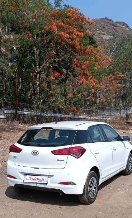 Buy Used Hyundai i20 Magna 1.2 of 2016 model @ 4,50,000 INR in Nashik ...
