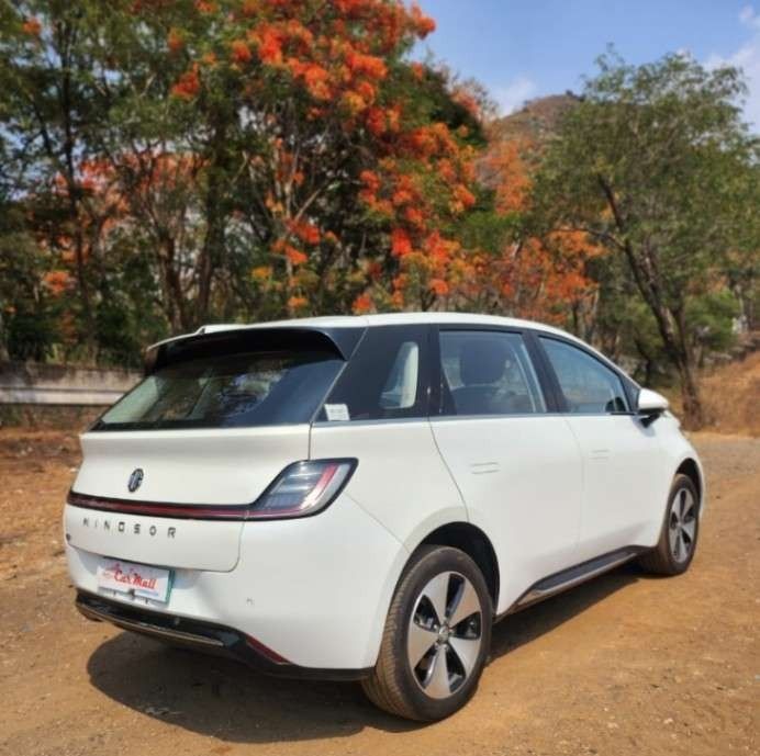 Buy Used MG Windsor EV Essence of 2025 model @ 15,90,000 INR in Nashik ...