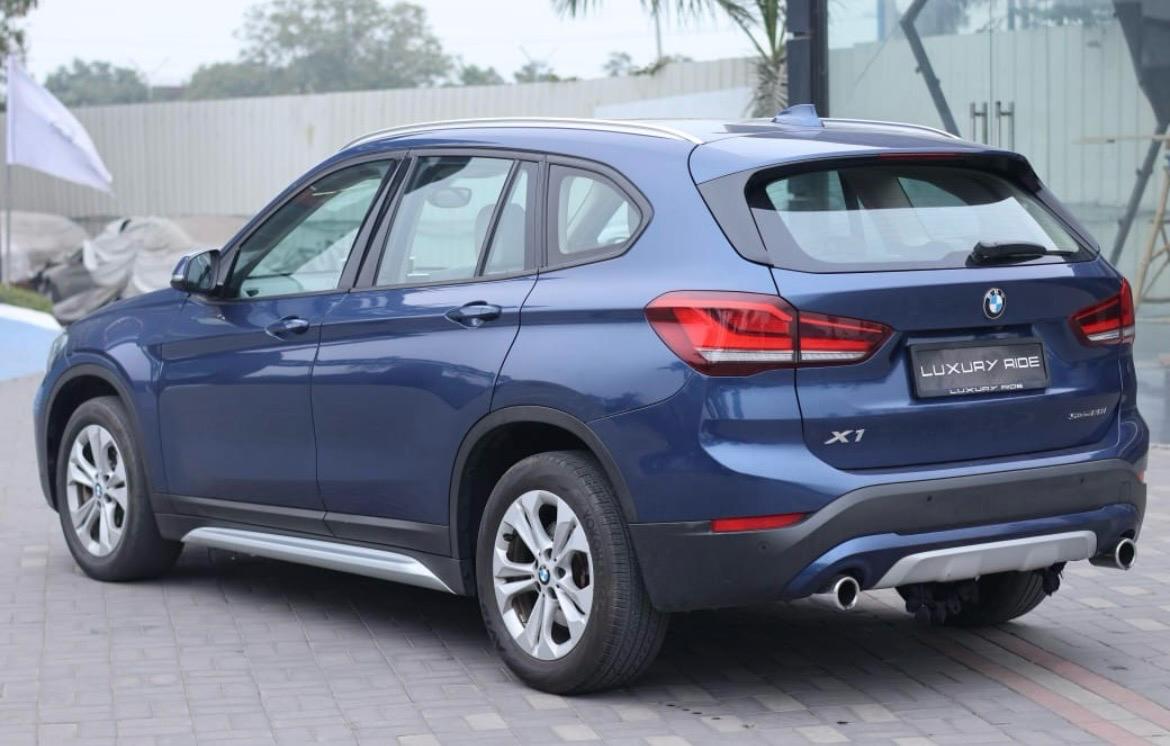 Buy Used BMW X1 sDrive20i xLine of 2022 model @ 32,75,000 INR in ...