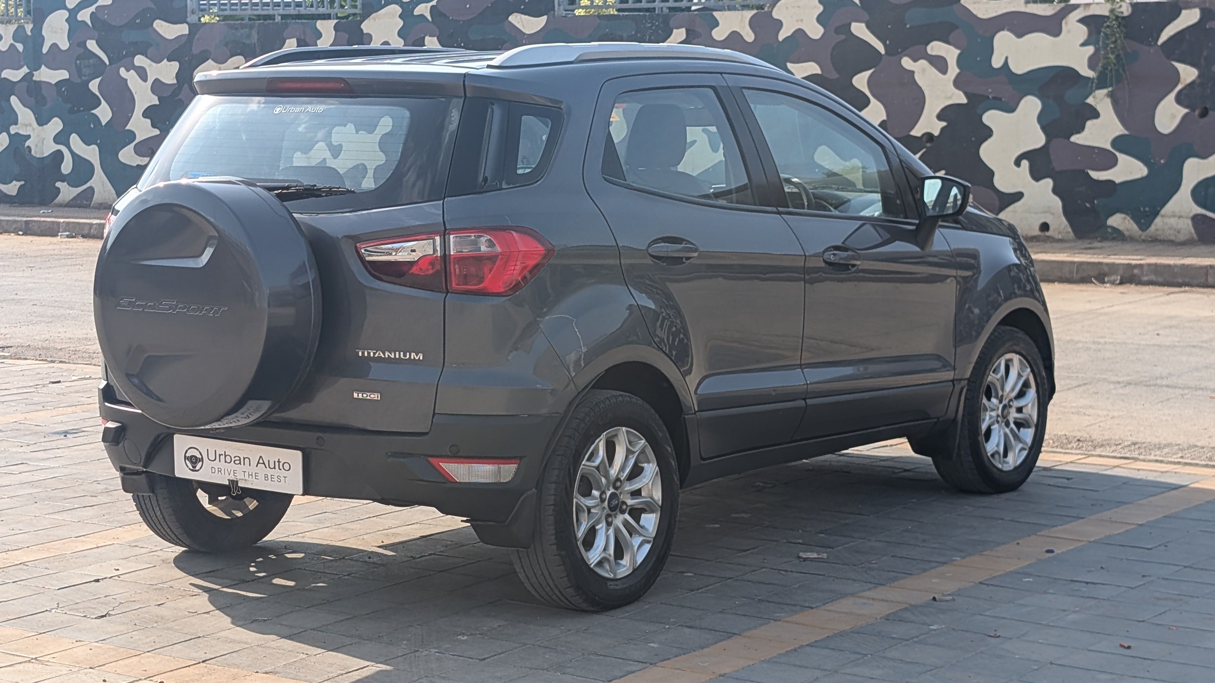 Buy Used Ford Ecosport 1.5 TDCi Titanium BSIV of 2016 model @ 5,50,000 ...