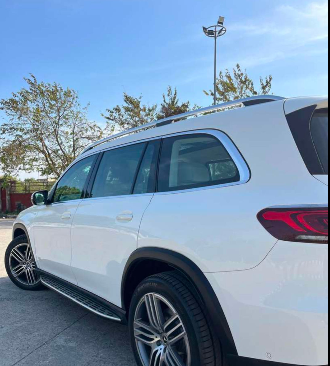 Buy Used Mercedes-Benz GLS 400d 4MATIC BSVI of 2021 model @ 74,50,000 ...