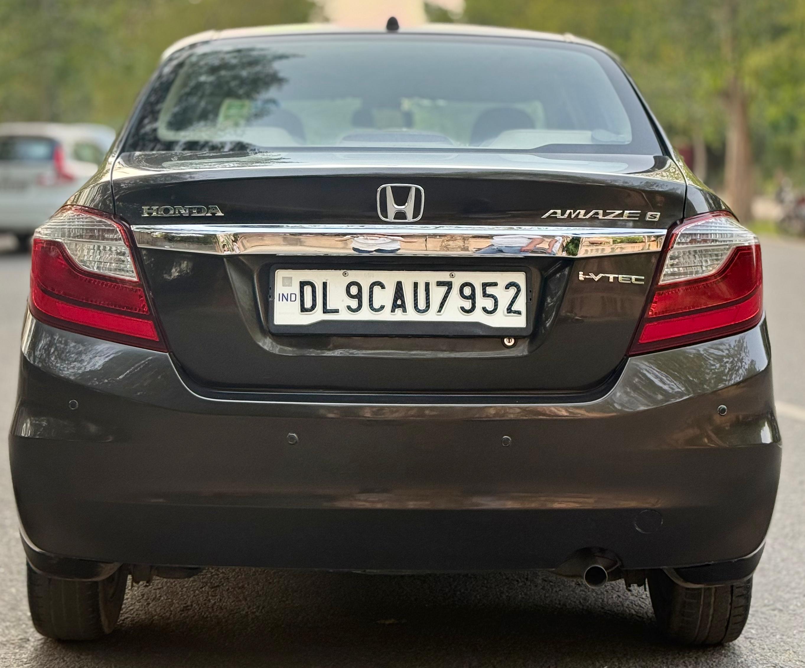 Buy Used Honda Amaze S AT i-Vtech of 2016 model @ 3,60,000 INR in Delhi ...