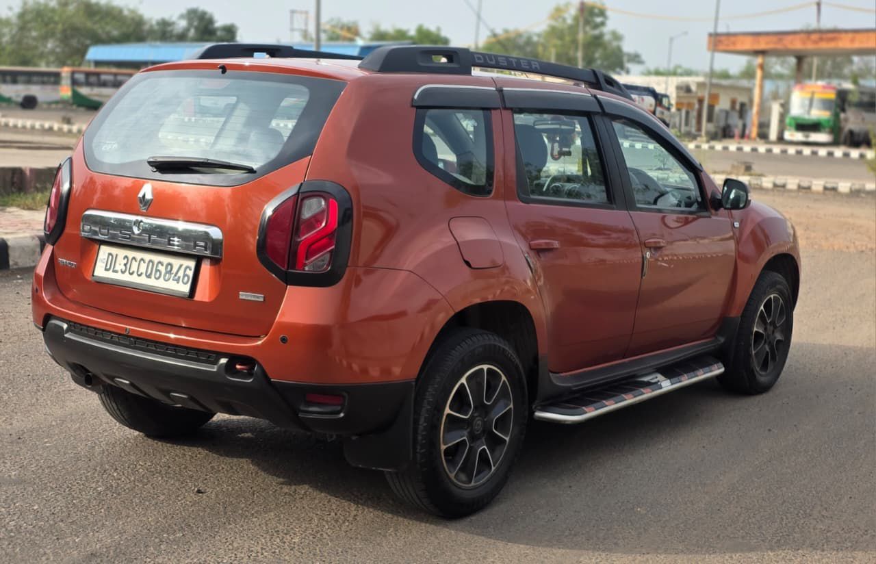 Buy Used Renault Duster Petrol RXS CVT of 2019 model @ 5,50,000 INR in ...