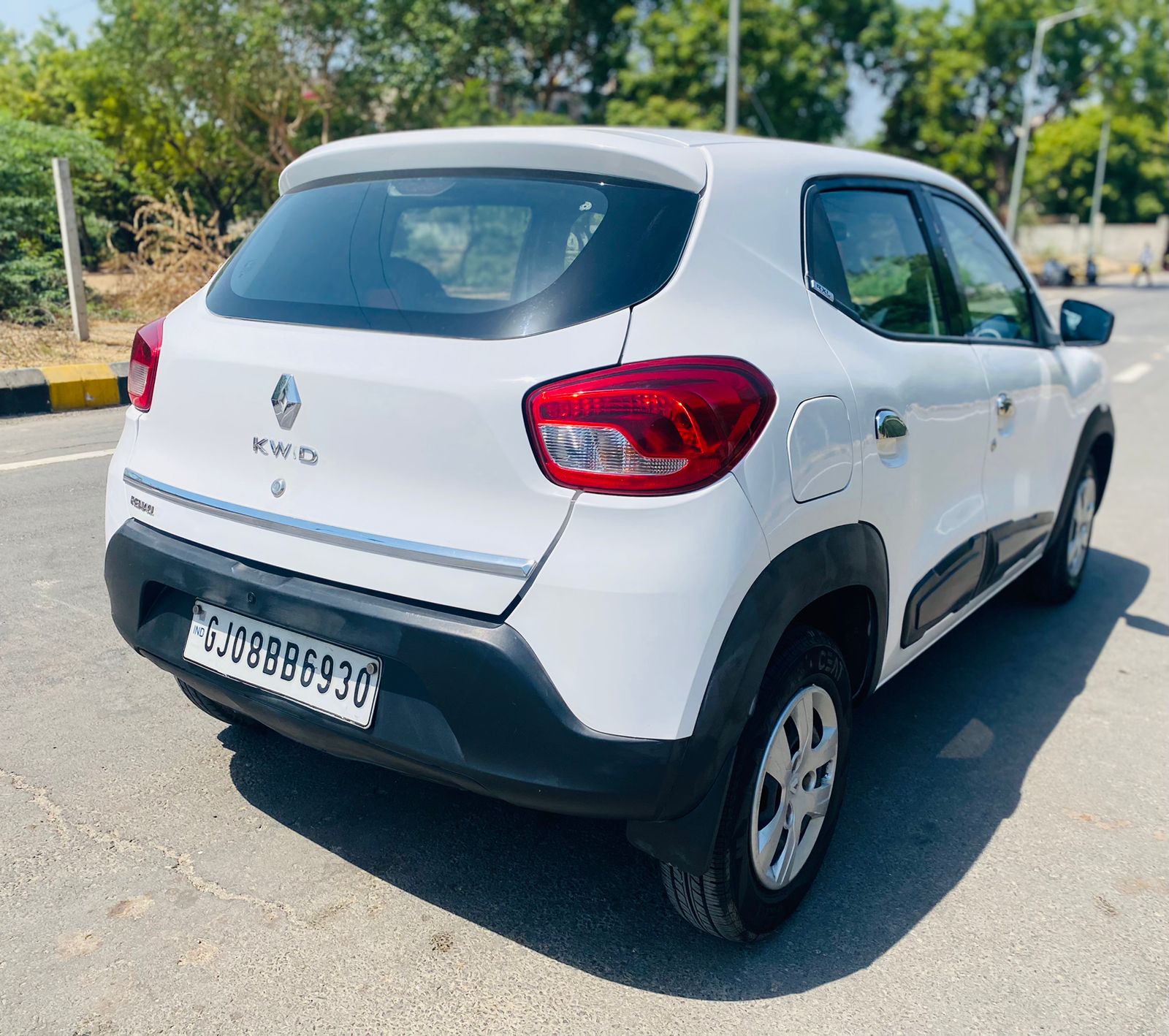 Buy Used Renault KWID RXL of 2016 model @ 1,99,000 INR in Ahmedabad ...
