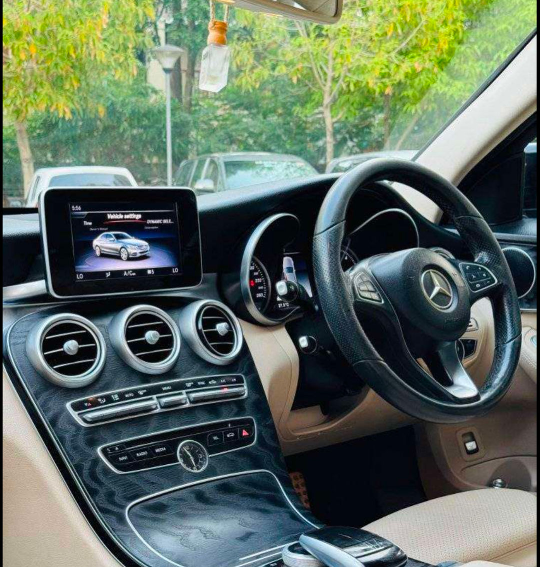 Buy Used Mercedes-Benz C-Class C 220 CDI Style of 2018 model @ 20 ...