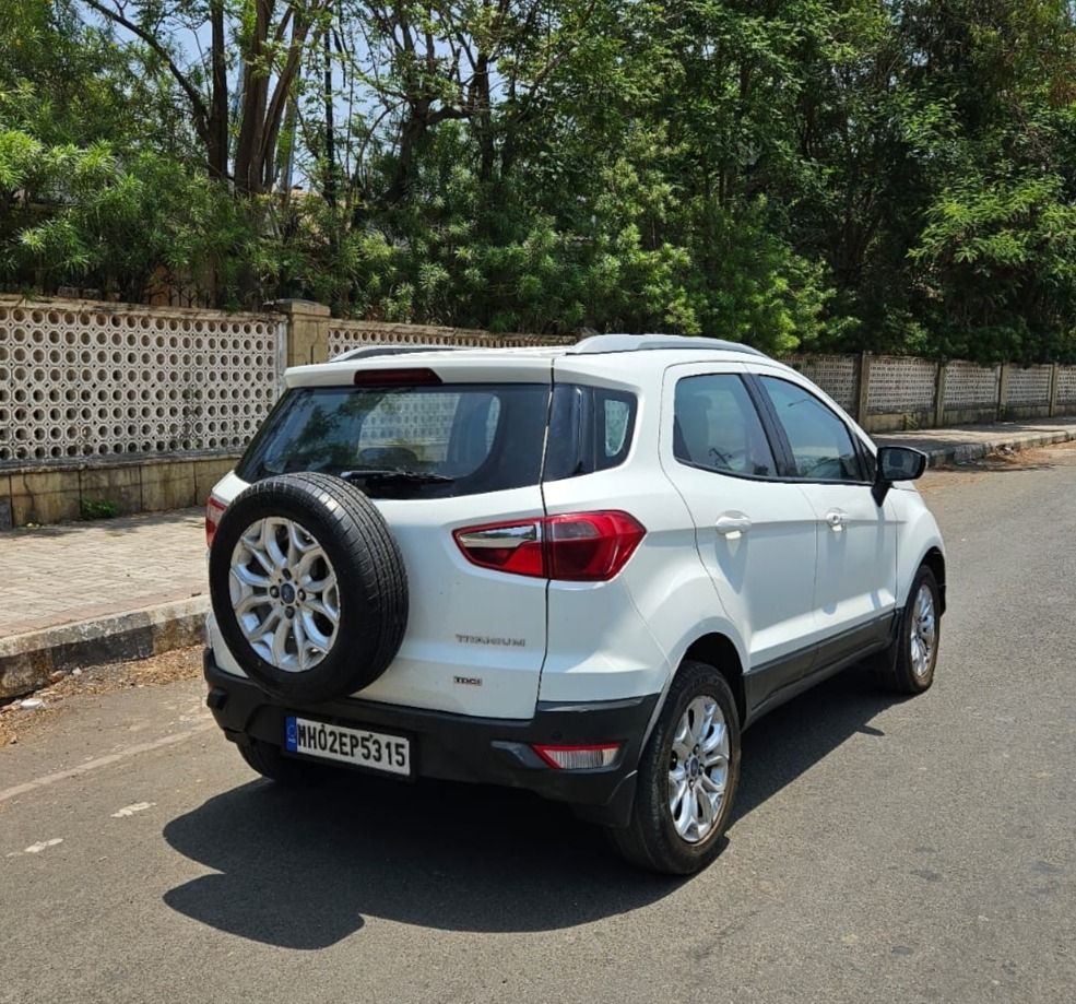 Buy Used Ford Ecosport 1.5 Diesel Titanium BSIV of 2017 model @ 5 ...