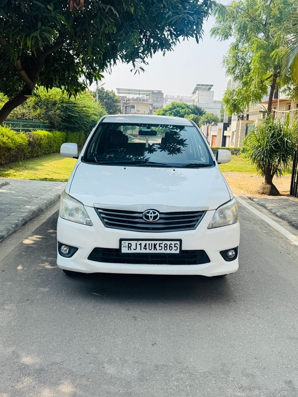 Used Toyota Innova 2.5 G (Diesel) 7 Seater BS IV Car in Jaipur, 2015 ...