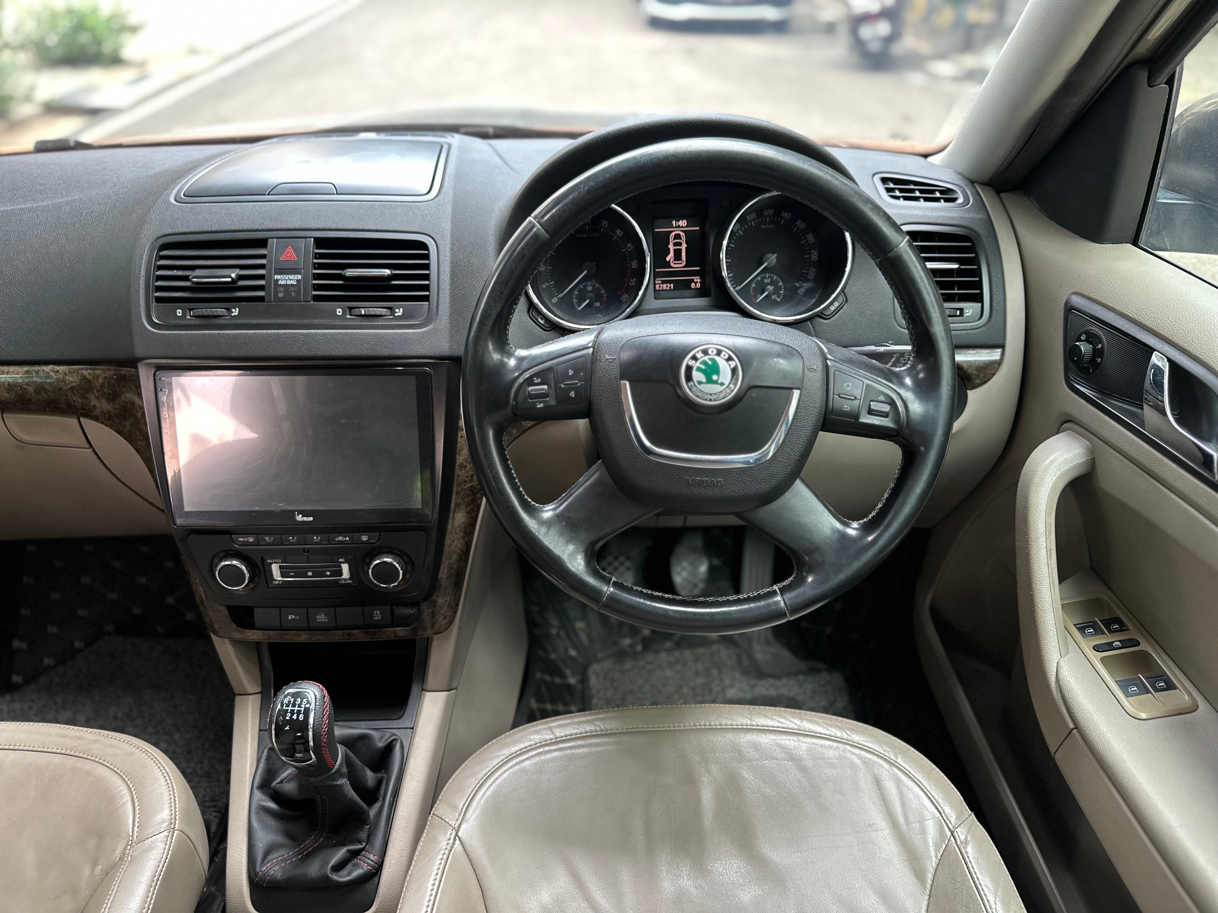 Buy Used Skoda Yeti Ambiente of 2011 model @ 3,95,000 INR in Bangalore - 4782644 - ZigWheels.com