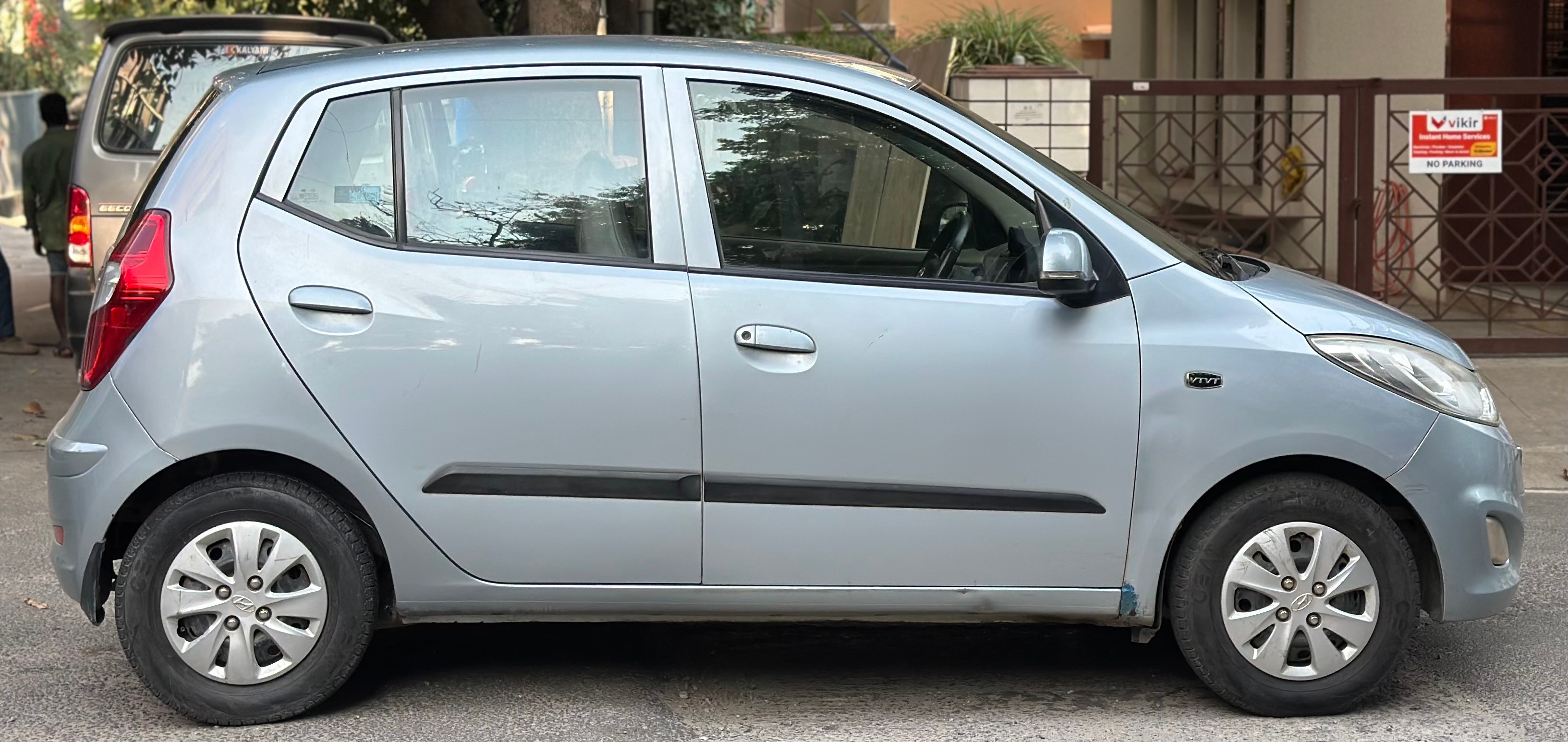 Buy Used Hyundai i10 Magna of 2011 model @ 2,25,000 INR in Bangalore ...