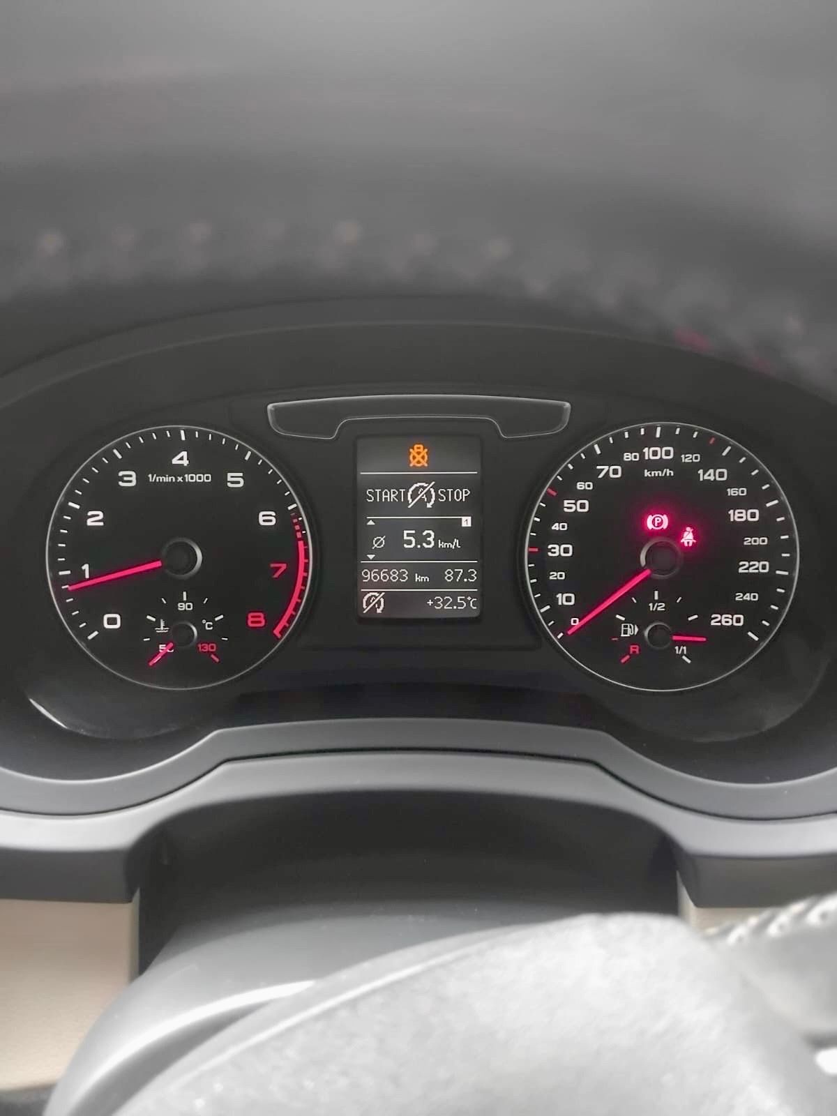 Buy Used Audi Q3 30 TFSI Premium FWD of 2018 model @ 13,50,000 INR in ...